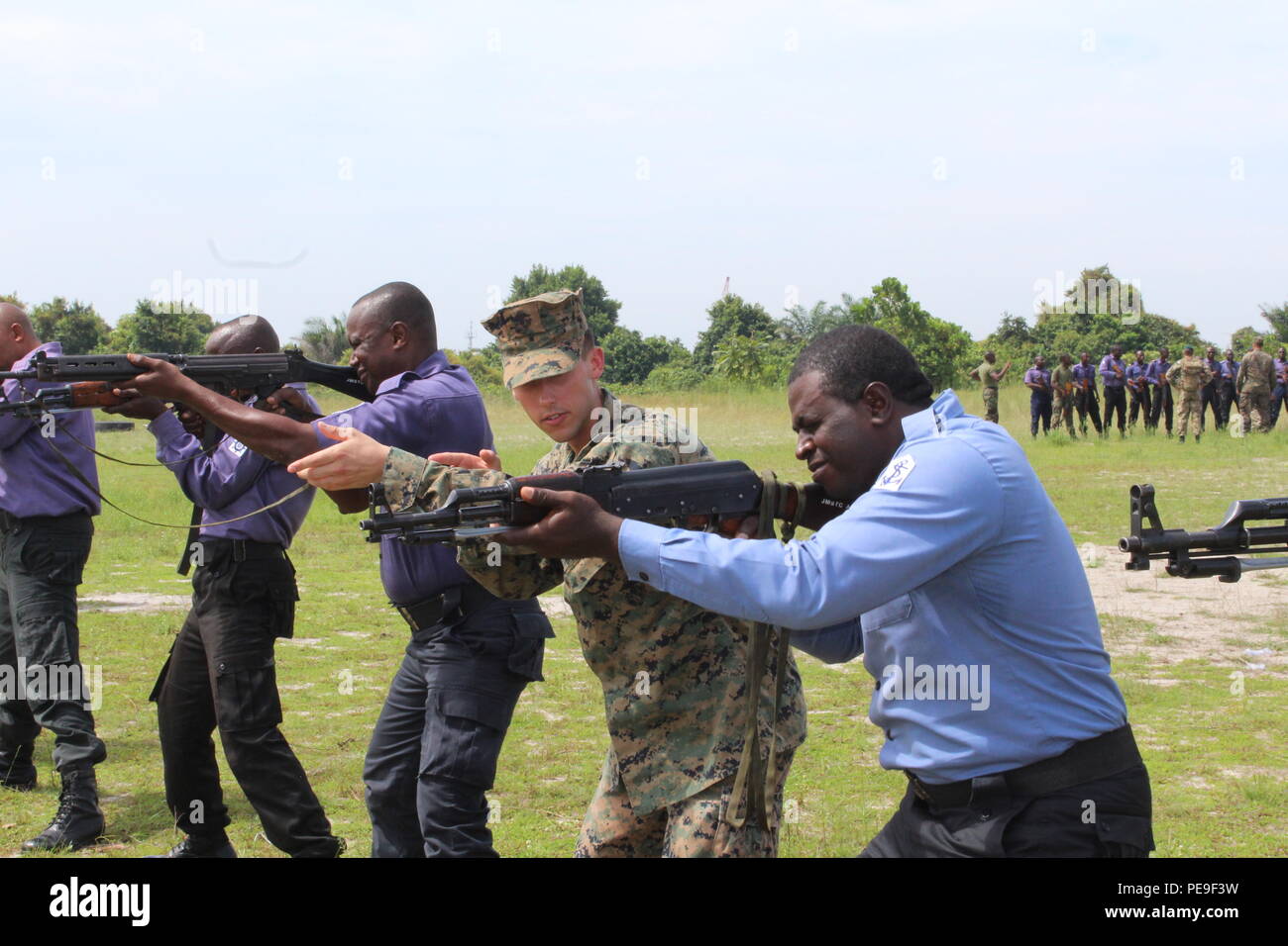 U.S. Marines and U.K. Royal Marine Commandos teach Nigerian sailors ...