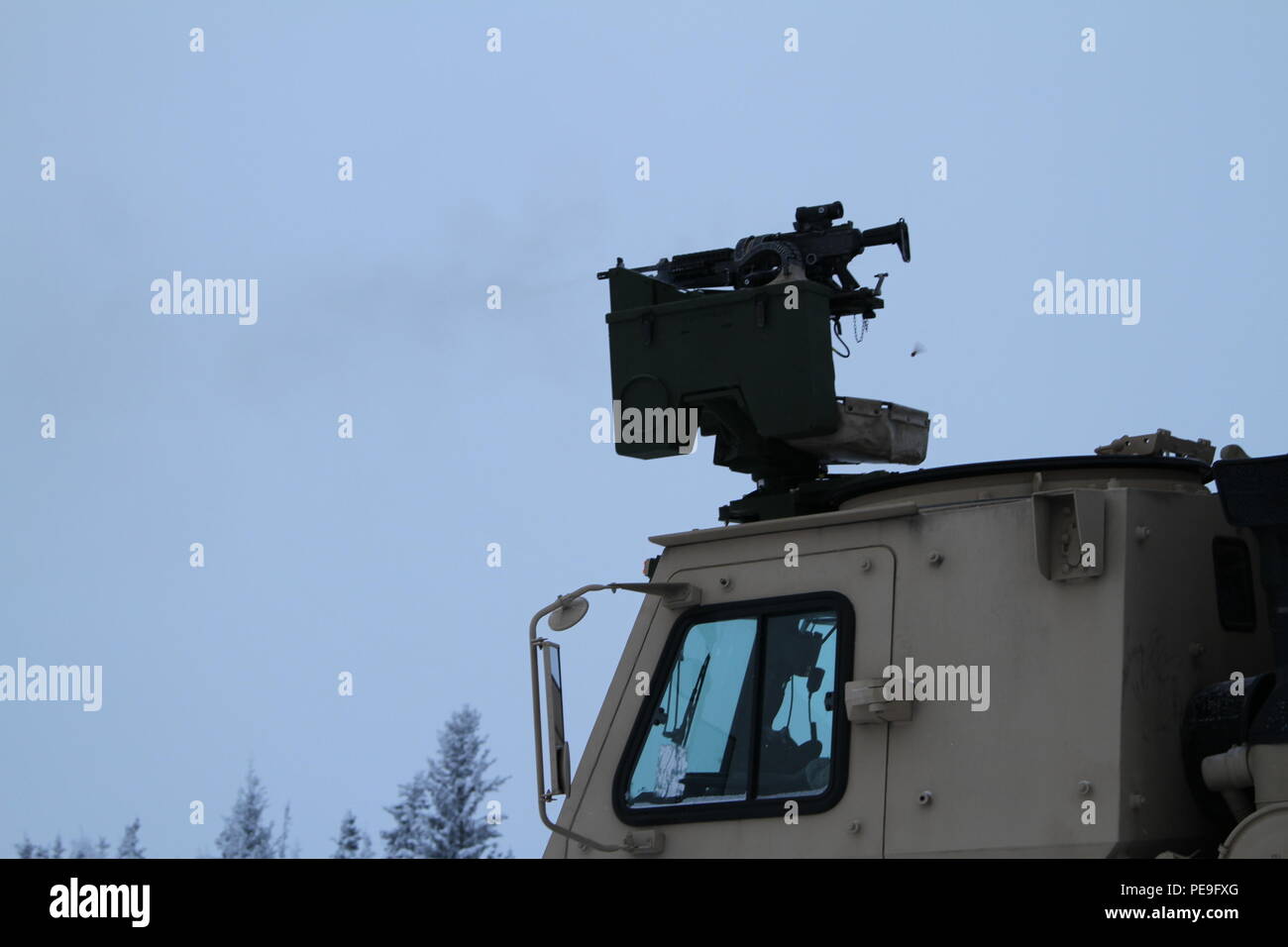 Acquire weapons hi-res stock photography and images - Alamy