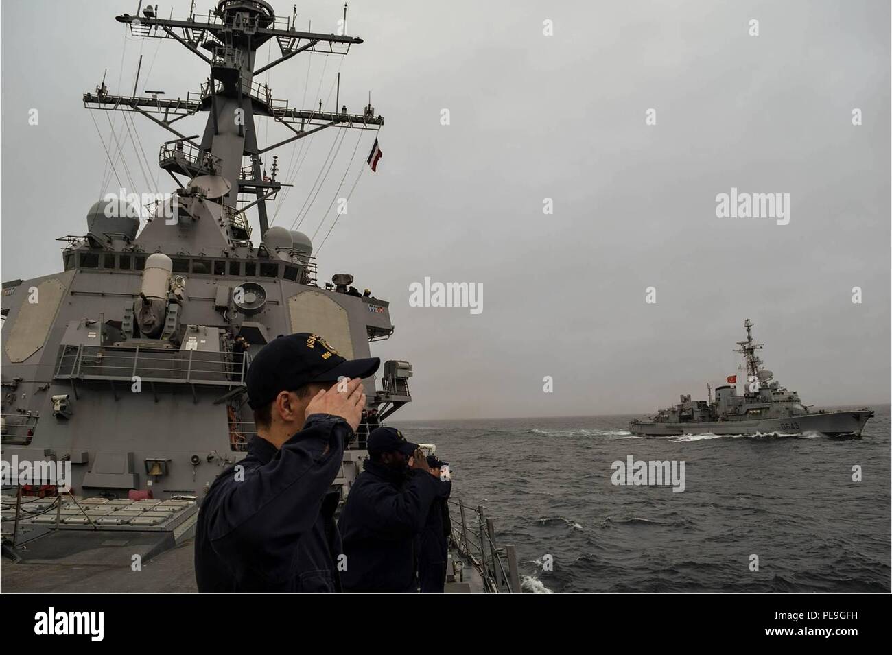 181115-N-ZT773-007 ATLANTIC OCEAN (Nov. 18, 2015) Sailors aboard USS ...