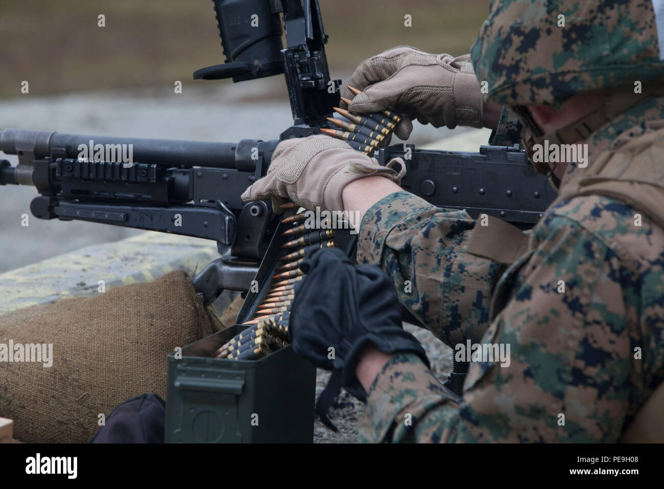 240b medium machine gun hi-res stock photography and images - Alamy