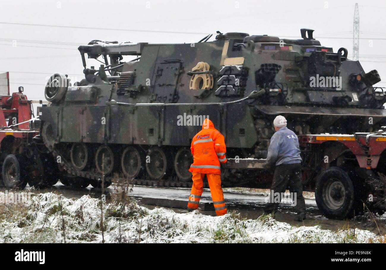 M88 hercules hi-res stock photography and images - Alamy