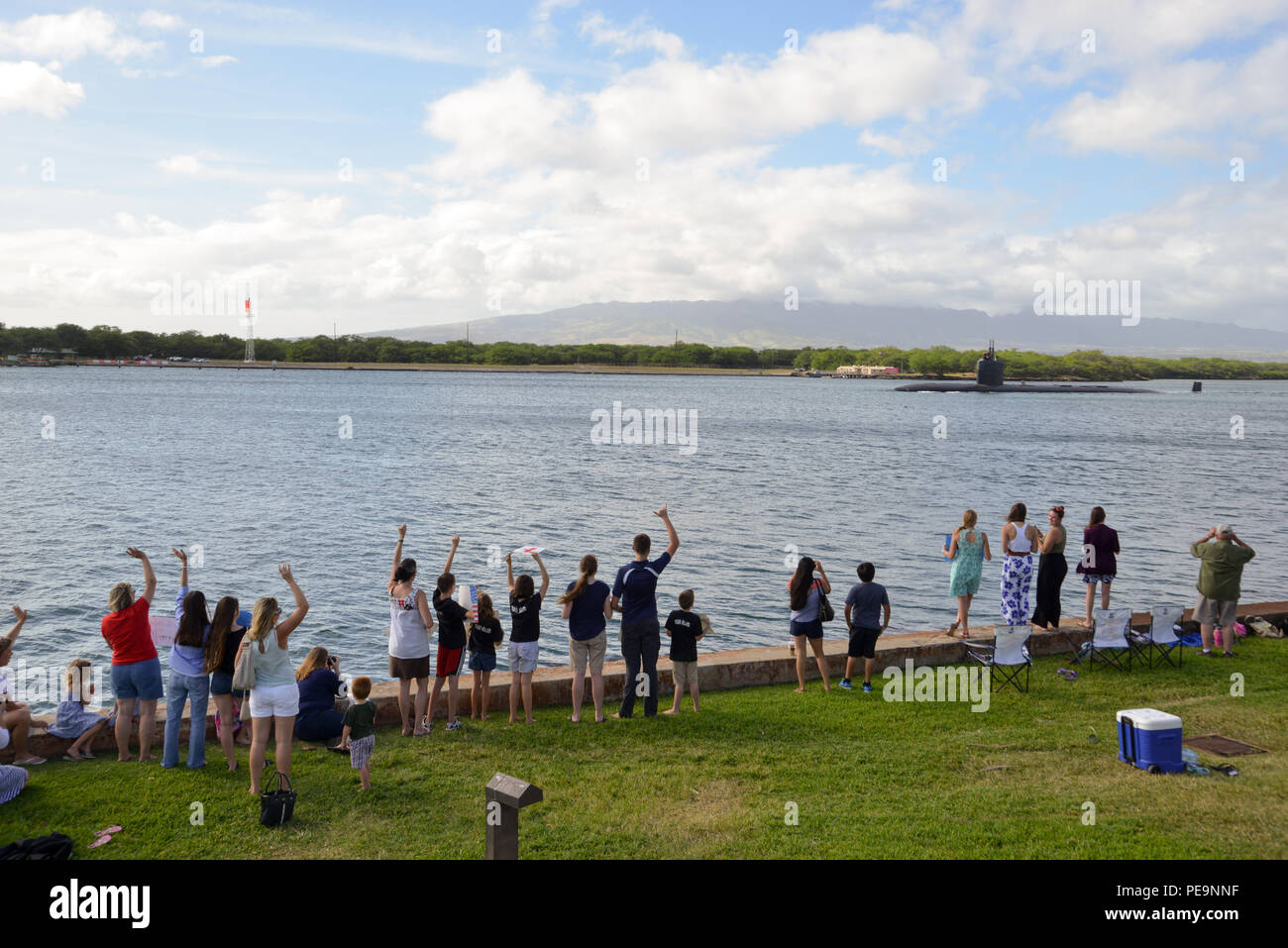 Friends and family bid farewell to the crew of the Los Angeles-class ...