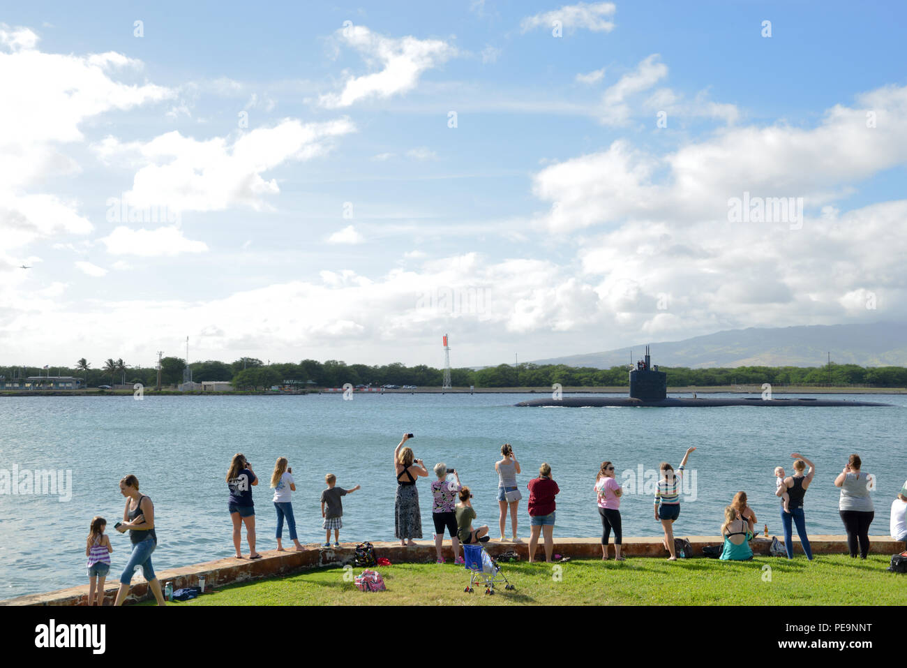 Friends and family bid farewell to the crew of the Los Angeles-class ...