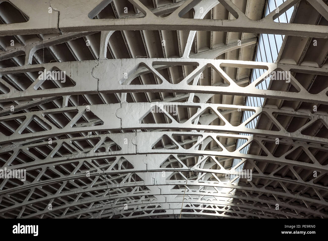 Old arched metal structure. Industrial geometry Stock Photo - Alamy