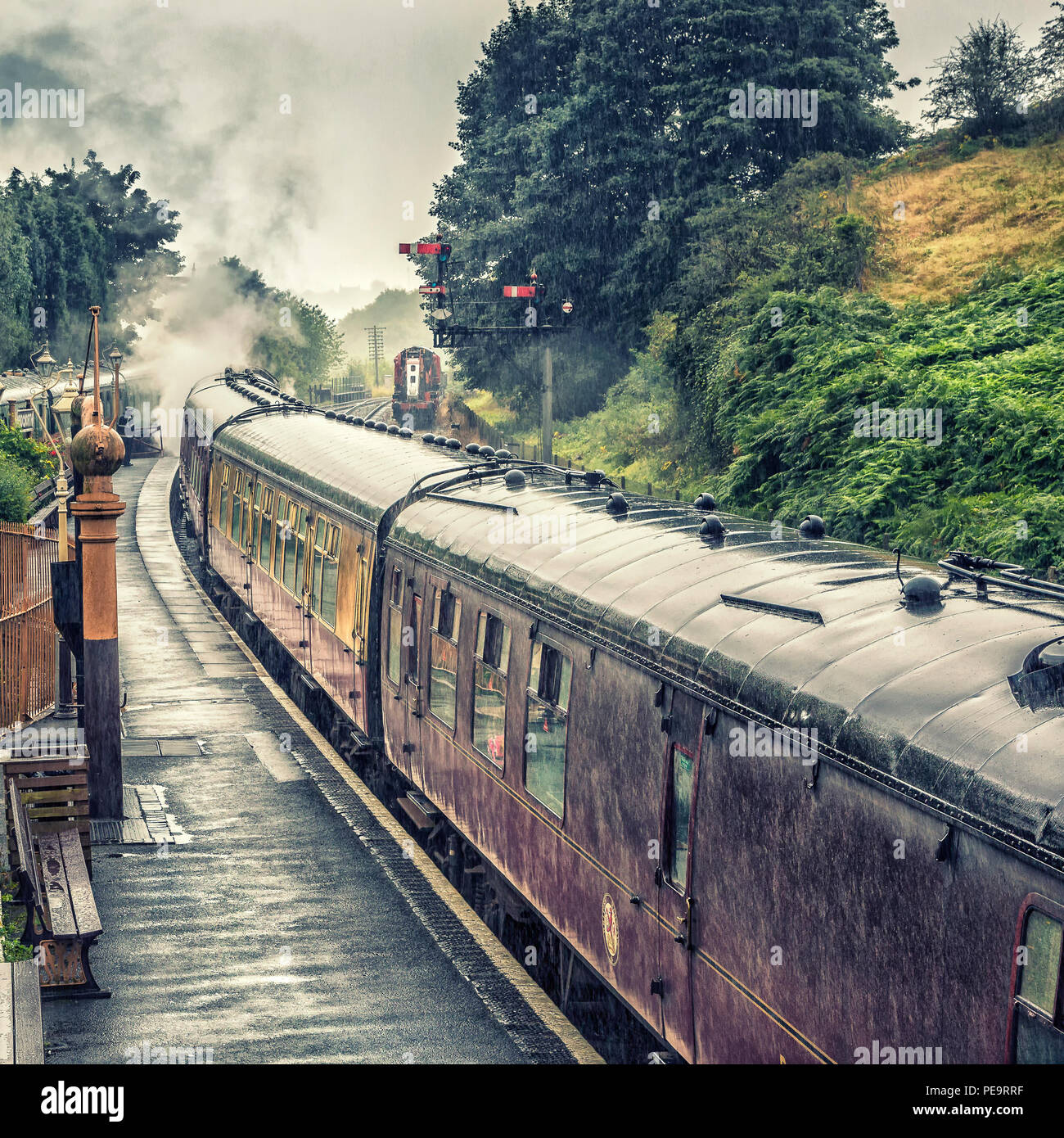Wet railway track hi-res stock photography and images - Alamy