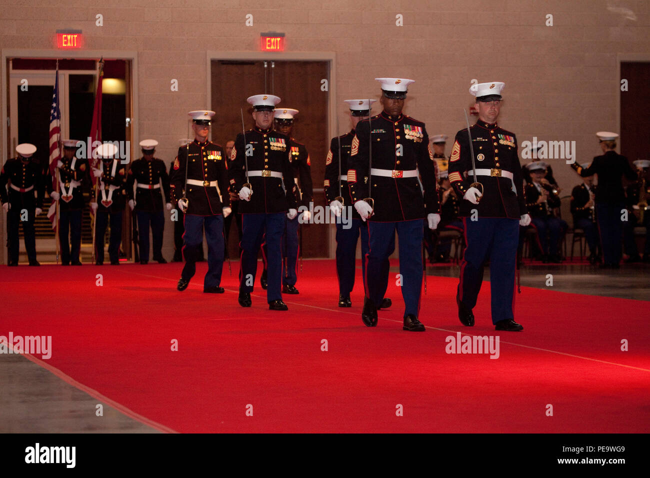 The School of Infantry-East (SOI-E) Sword detail march into their ...