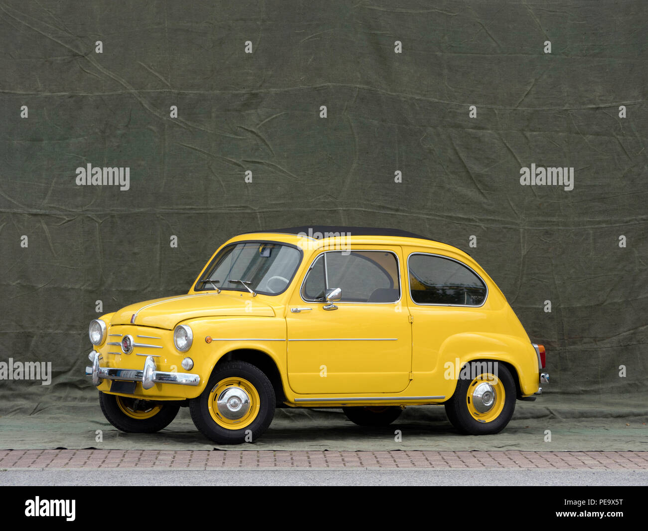 1963 Fiat 600D Stock Photo - Alamy