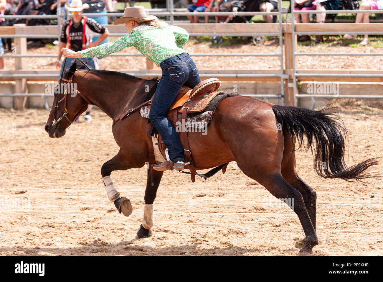 Bending spectators hi-res stock photography and images - Alamy