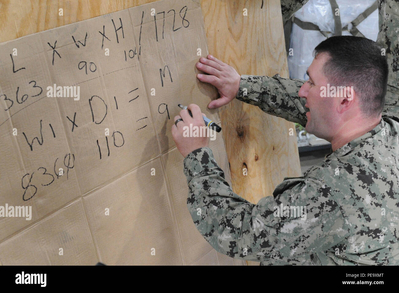 151118-N-SD965-085 ROTA, Spain (Nov. 18, 2015) Equipment Operator 1st ...