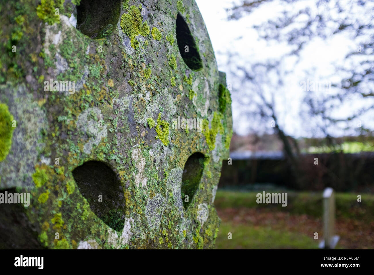 mossy gravestone in ireland Stock Photo - Alamy