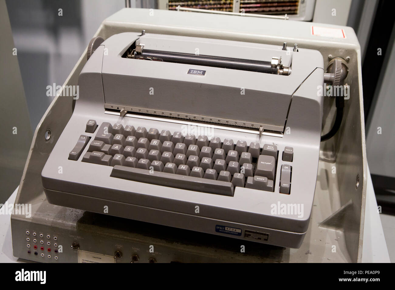 Ibm office hi-res stock photography and images - Alamy