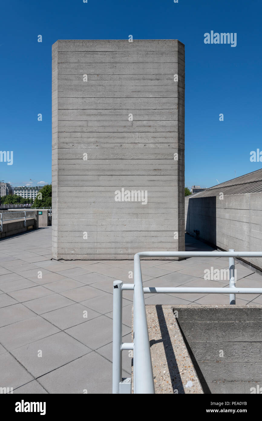 National Theatre brutalist style concrete building part of London's ...