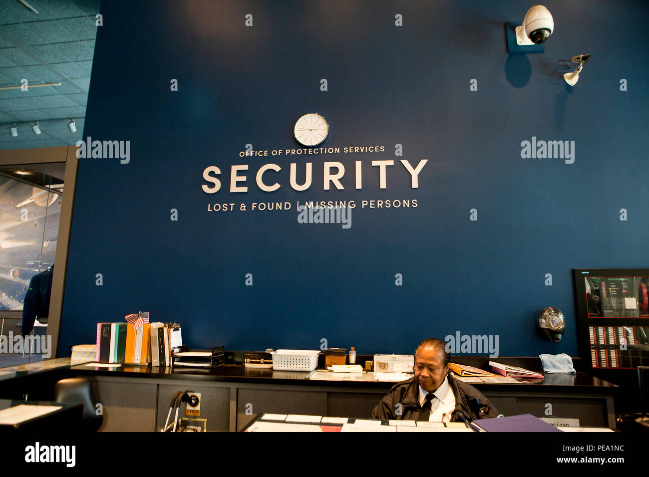 Us government building hi-res stock photography and images - Alamy