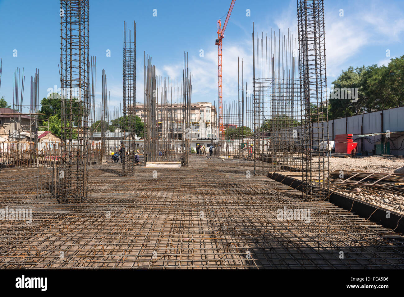 Rebar frame hi-res stock photography and images - Alamy