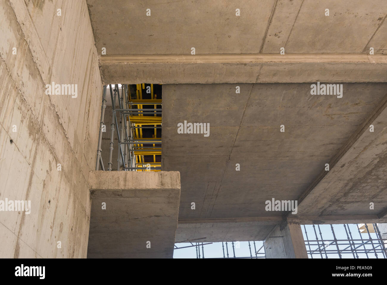 Reinforced Concrete Frame Structure Stock Photos & Reinforced Concrete ...