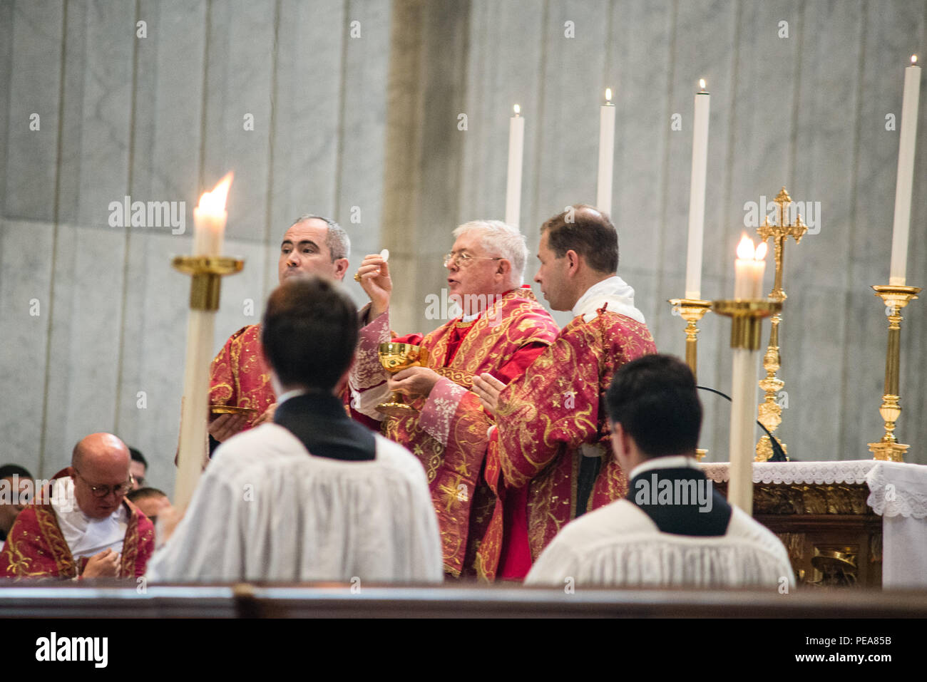 Traditional latin mass vatican hi-res stock photography and images - Alamy