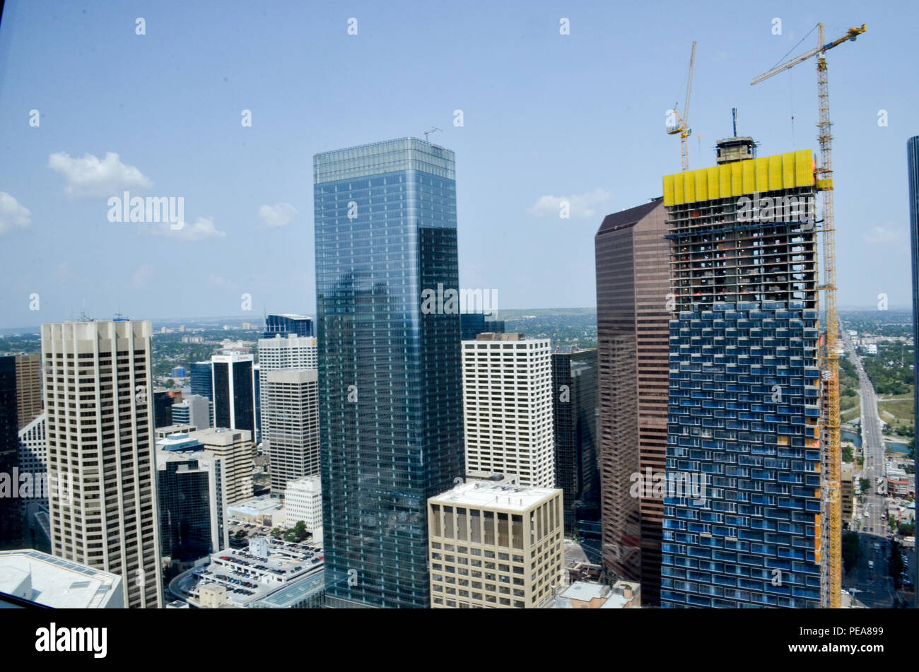 Calgary tower hi-res stock photography and images - Alamy