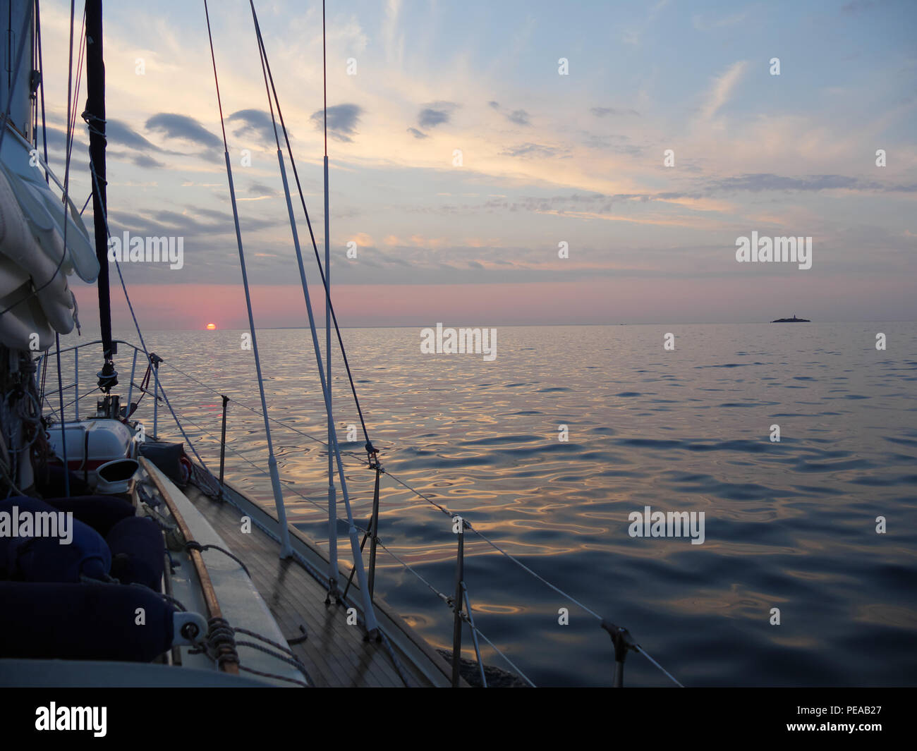 Pink sailing adventure light hi-res stock photography and images - Alamy