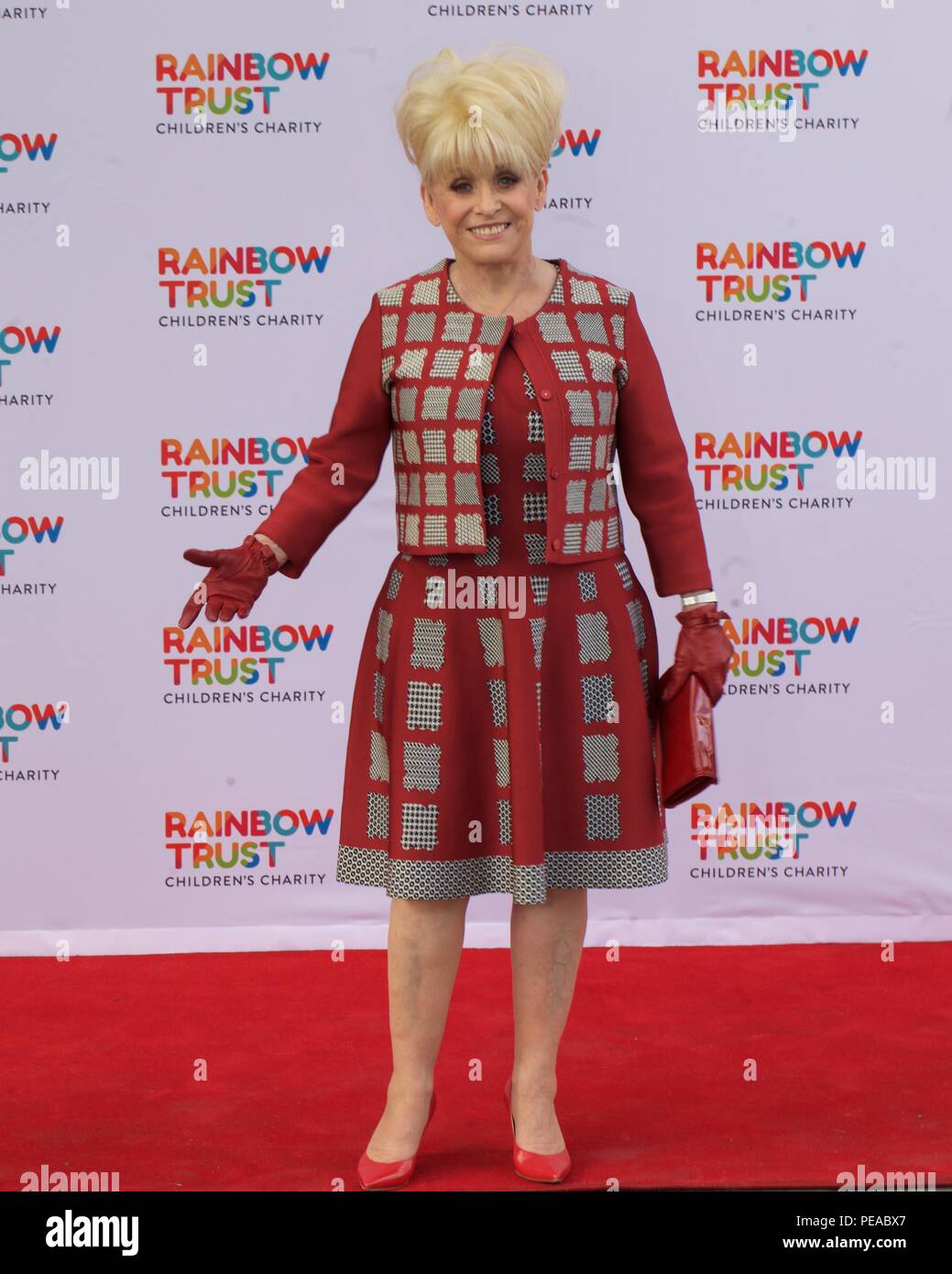 Actress barbara windsor hi-res stock photography and images - Alamy