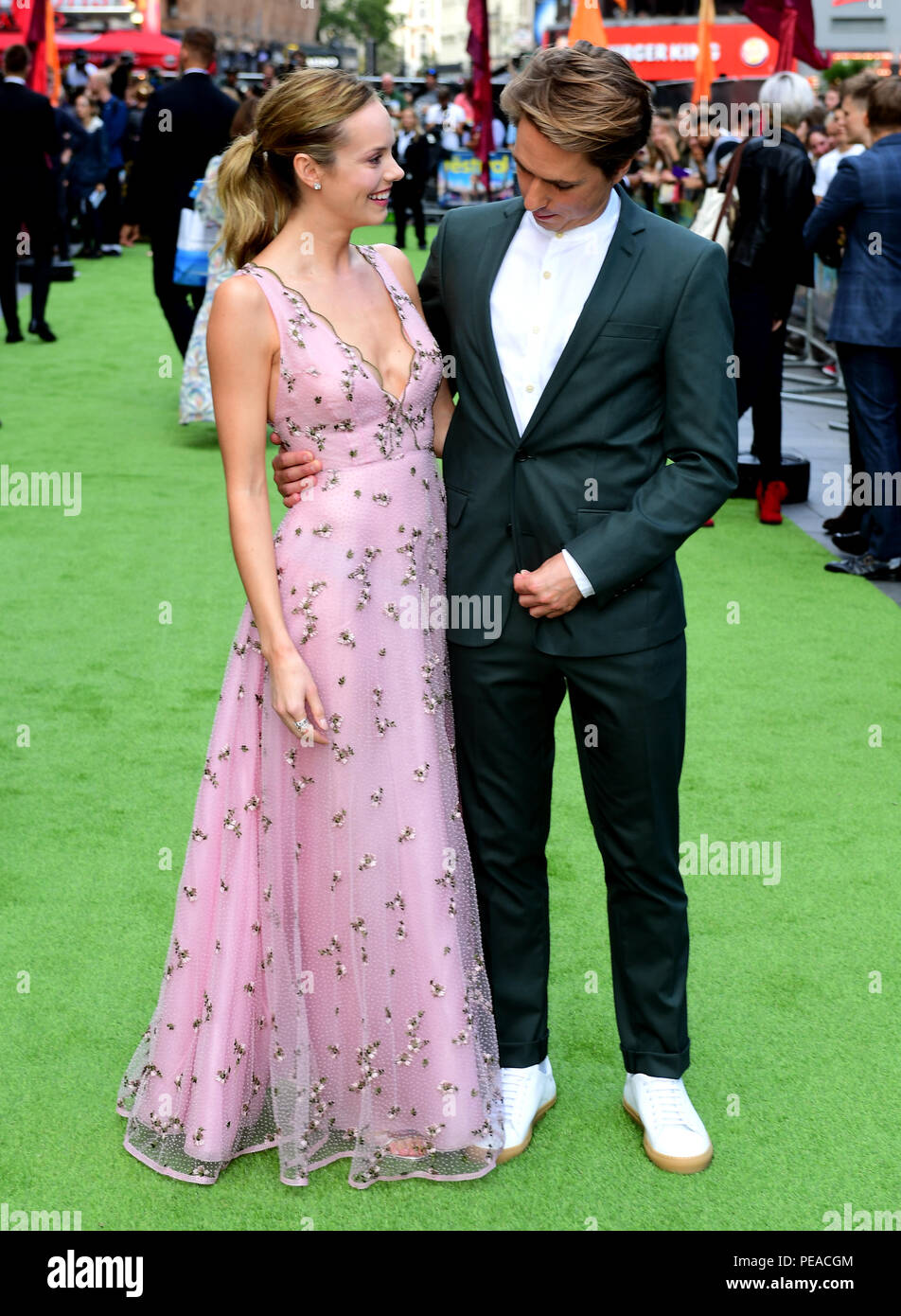 Hannah Tointon Joe Thomas The Inbetweeners' Joe Thomas And Hannah