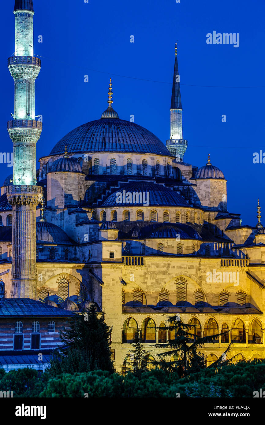 Blue Mosque, Istanbul, Turkey Stock Photo - Alamy