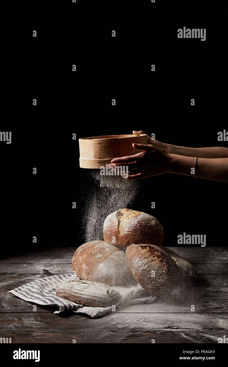 Sieving crop hi-res stock photography and images - Alamy