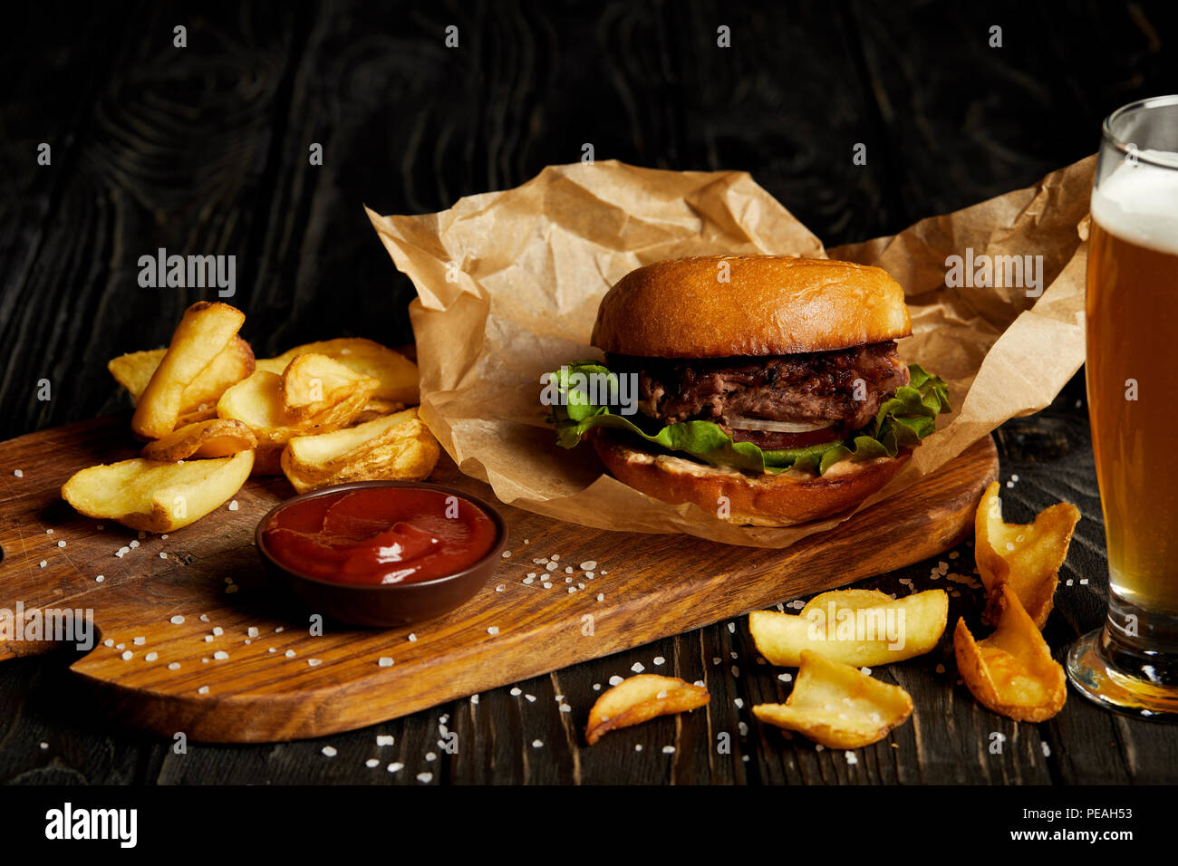 Beer with hamburger hi-res stock photography and images - Alamy