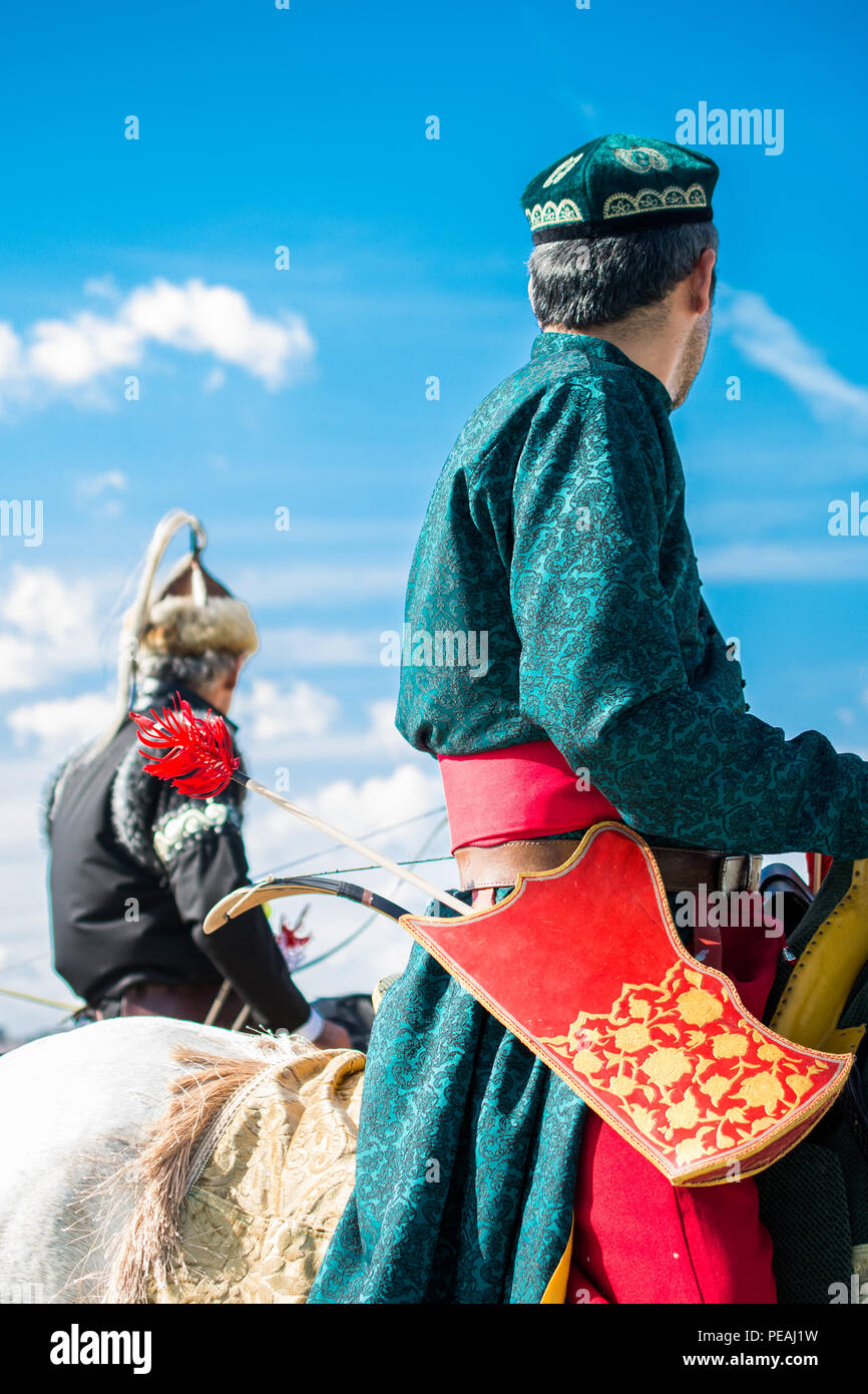 Ottoman archer riding and shooting on horseback Stock Photo - Alamy
