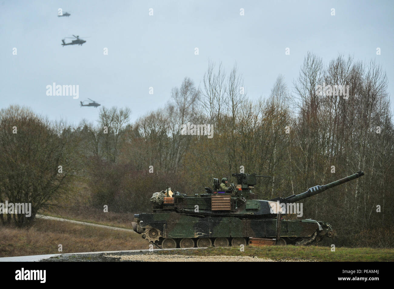 U.S. Soldiers with 1st Battalion, 64th Armor Regiment, 1st Armored ...