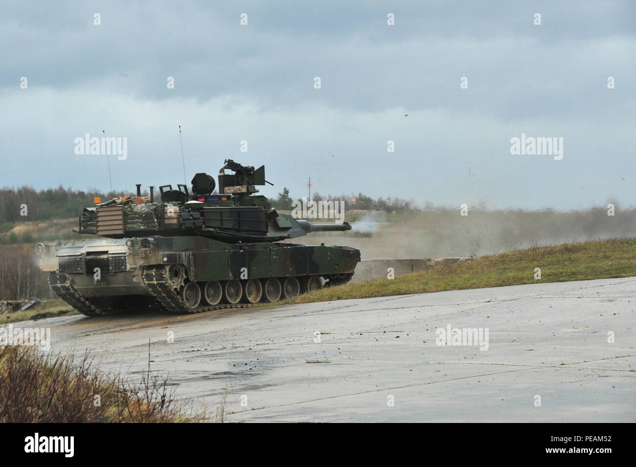 U.S. Soldiers with 1st Battalion, 64th Armor Regiment, 1st Armored ...