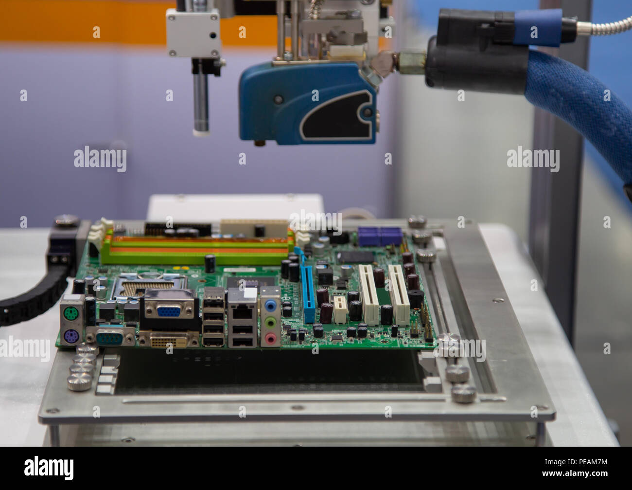 Fully automated electronic industry circuit board assembly machine ...