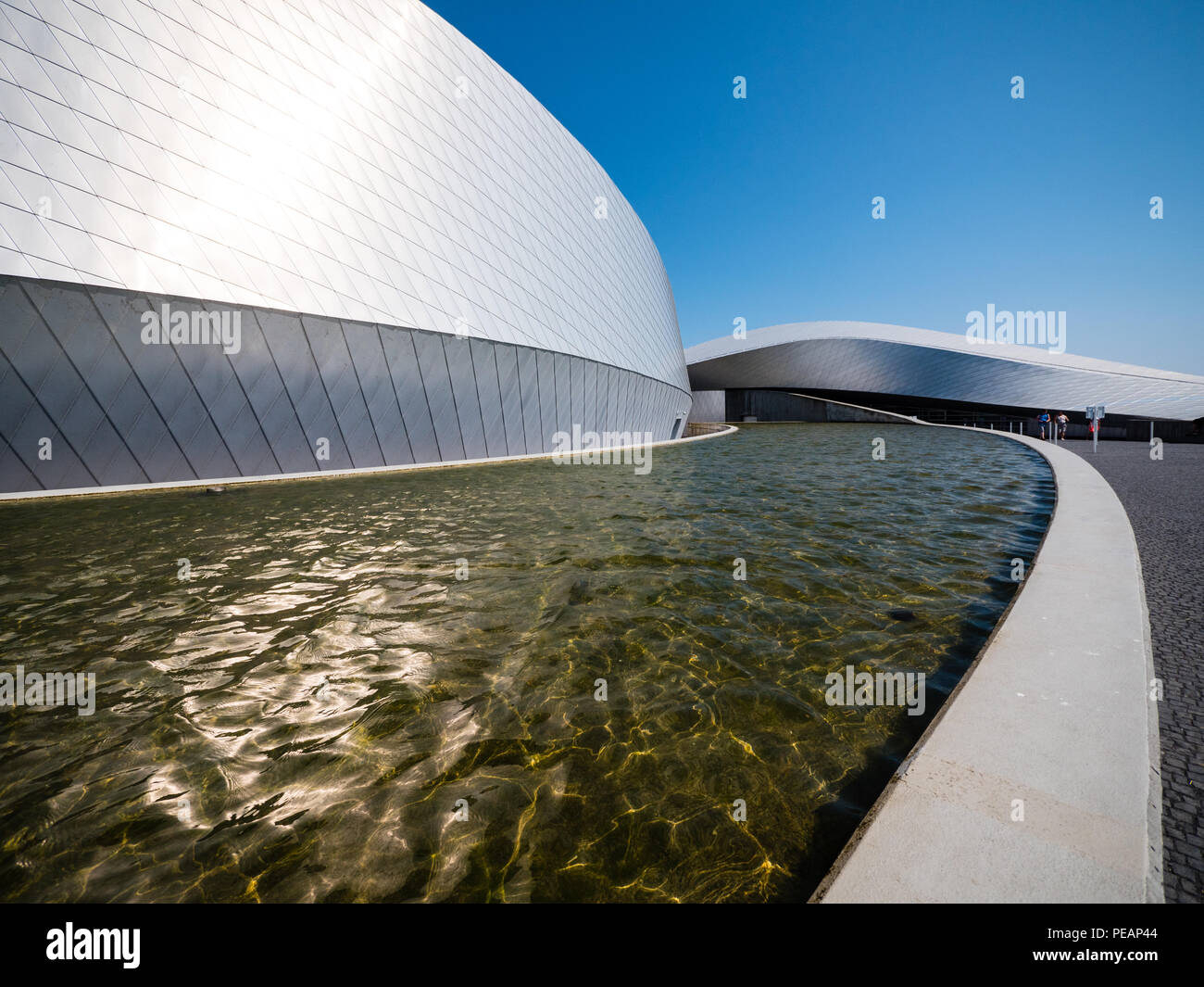 Den blå planet hi-res stock photography and images - Alamy