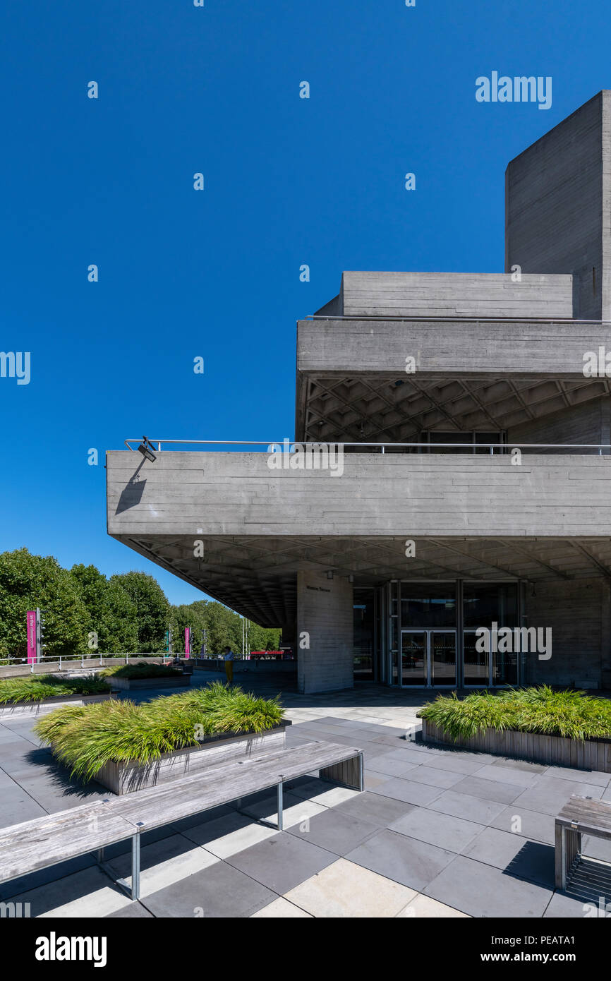 National Theatre brutalist style concrete building part of London's ...