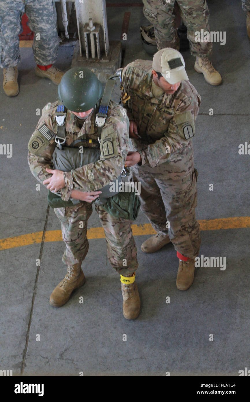 U.S. Army Sgt. Whittington, a rigger with 112th Signal Battalion, 528th ...