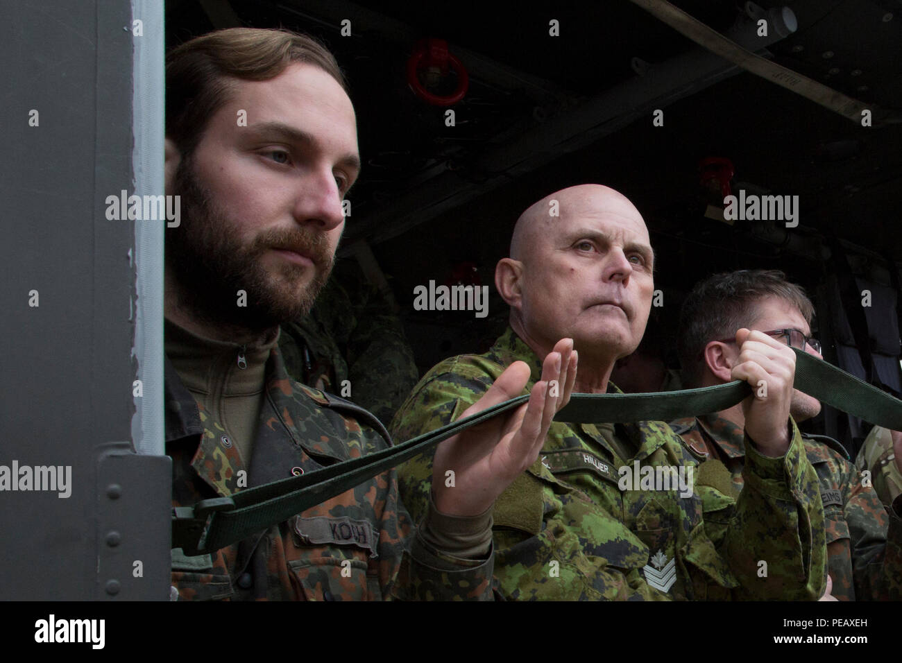 German and Canadian paratroopers participate in jumpmaster aircraft ...