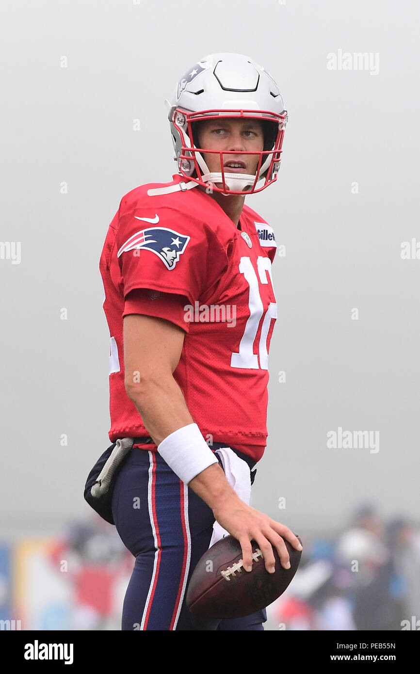 Football fog training hi-res stock photography and images - Alamy