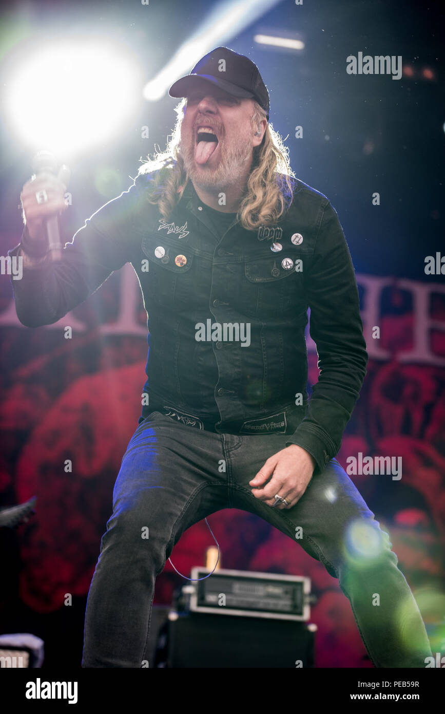 Ronnie james dio stage hi-res stock photography and images - Alamy