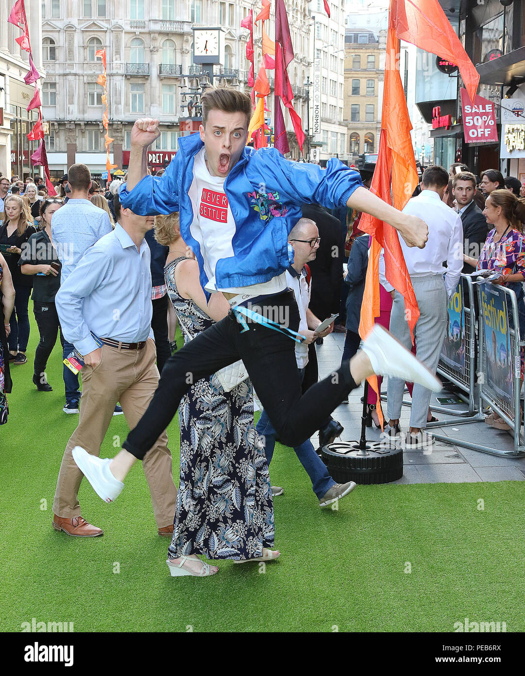 Joe tasker hi-res stock photography and images - Alamy