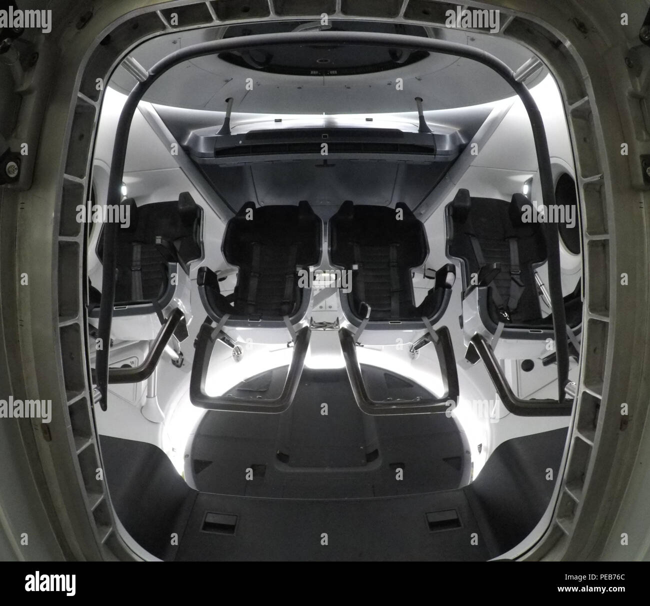 Hawthorne, California, USA. 13th August, 2018. SpaceX crew dragon ...