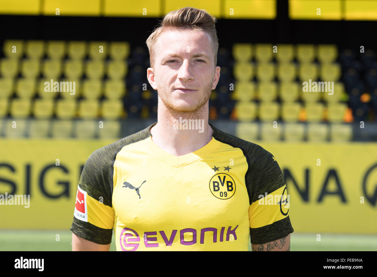 Marco reus portrait hi-res stock photography and images - Alamy