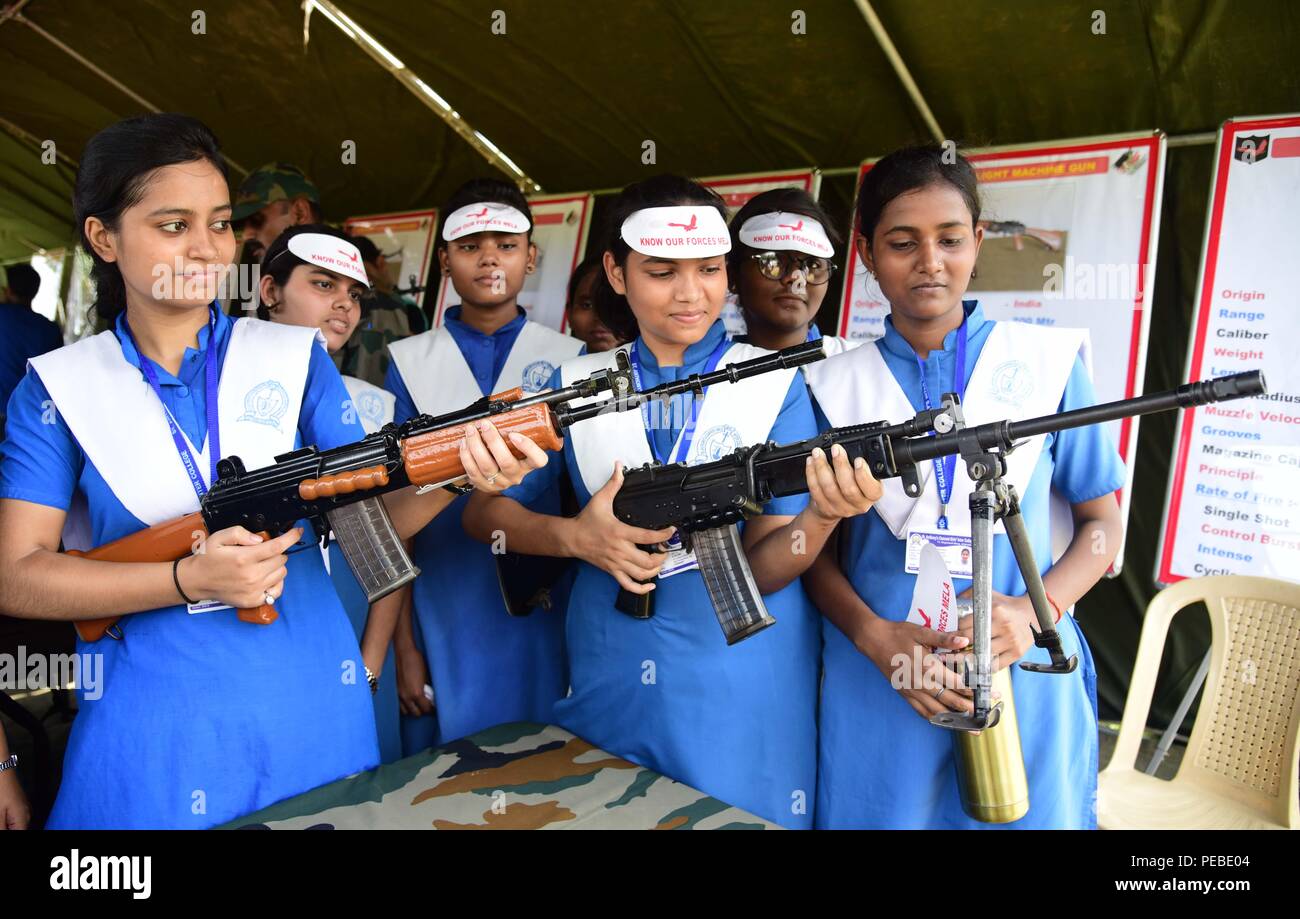 Know your army hi-res stock photography and images - Alamy