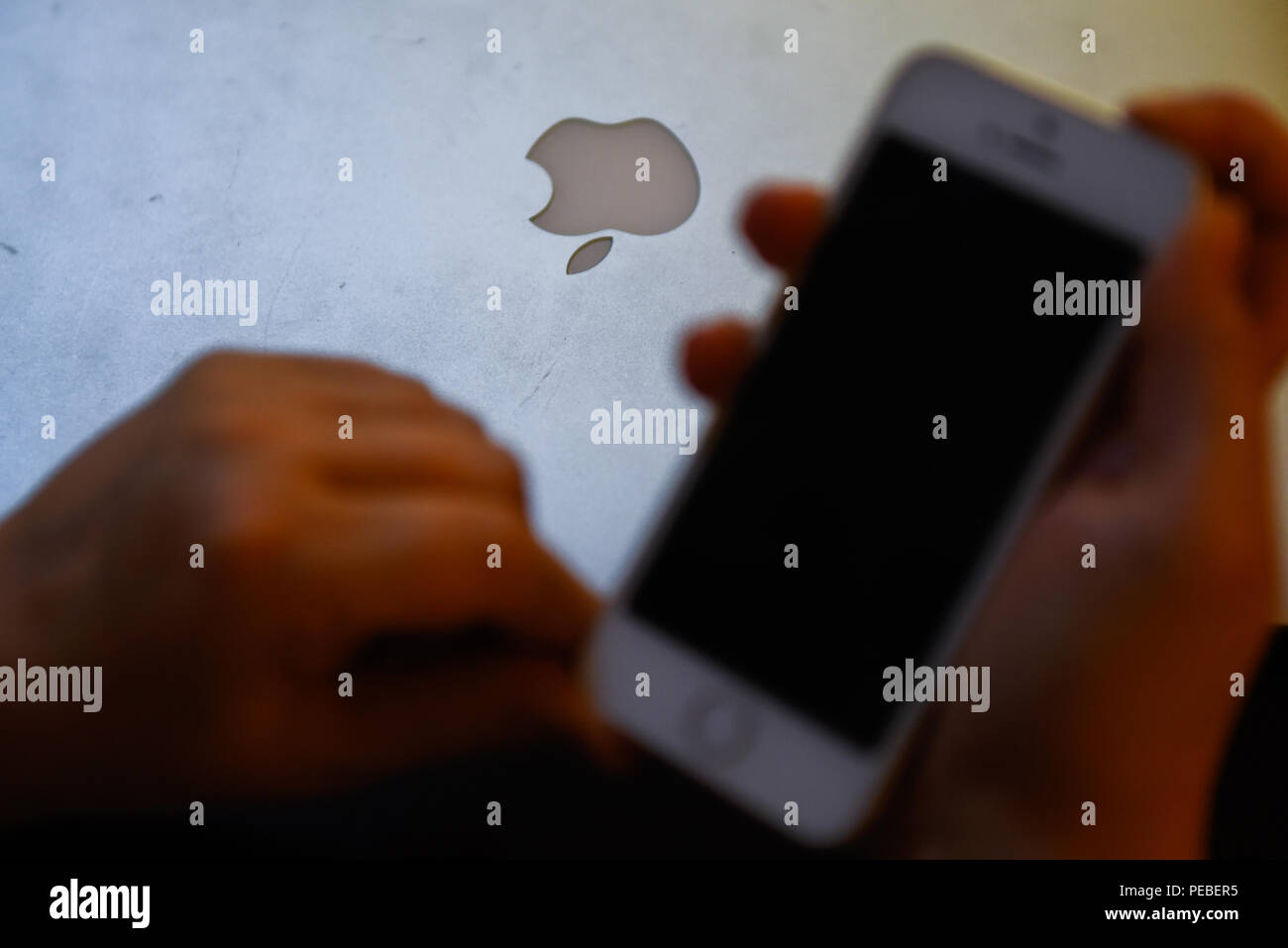 Imac logo hi-res stock photography and images - Alamy