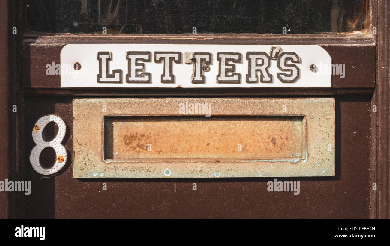 Domestic Postbox High Resolution Stock Photography and Images - Alamy