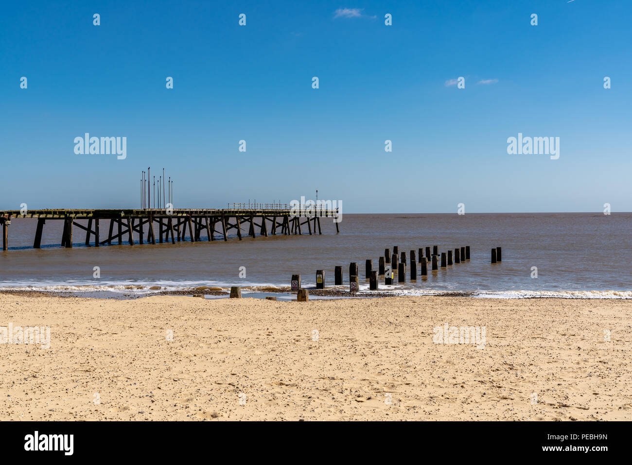 North Sea coast in Kirkley, Lowestoft, Suffolk, England, UK with the ...