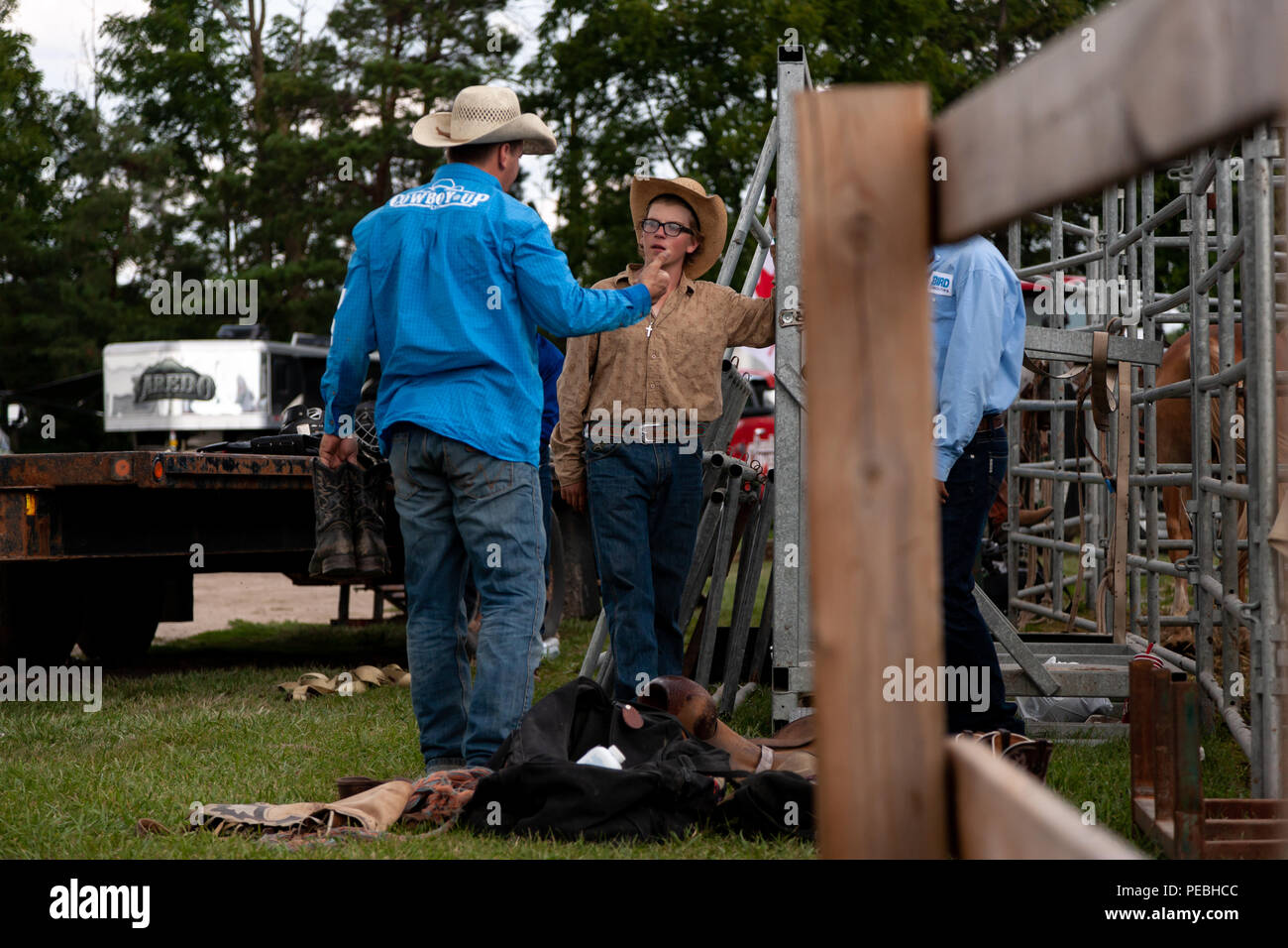 Cowboys compare notes and share ideas at the 2018 Ram Rodeo Tour in ...