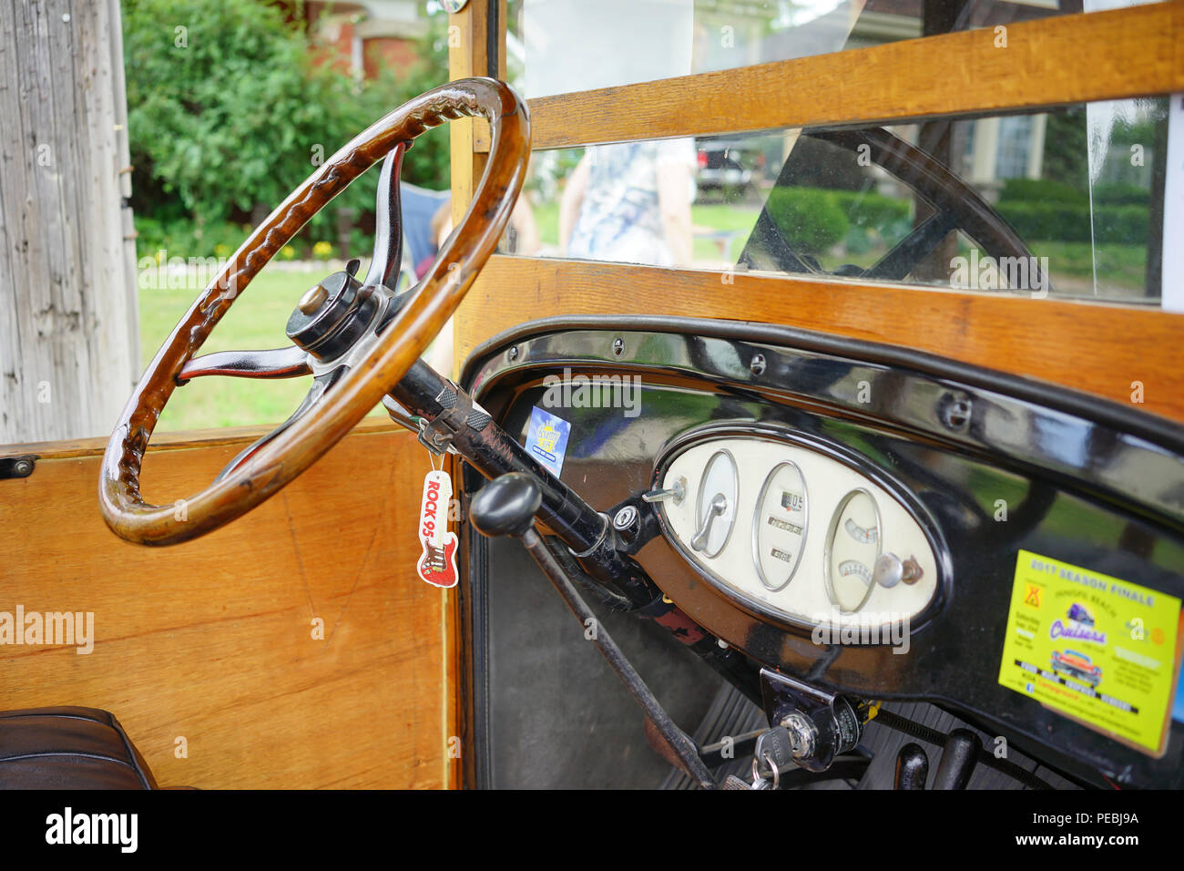 North American muscle cars, older timers and historical rebuild cars ...