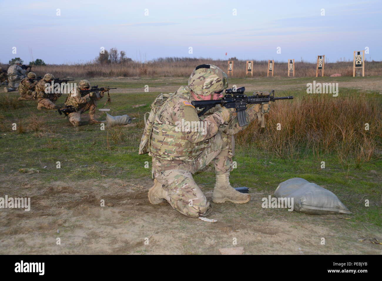 U.S. paratroopers from Charlie Company, 1st Battalion, 503rd Infantry ...
