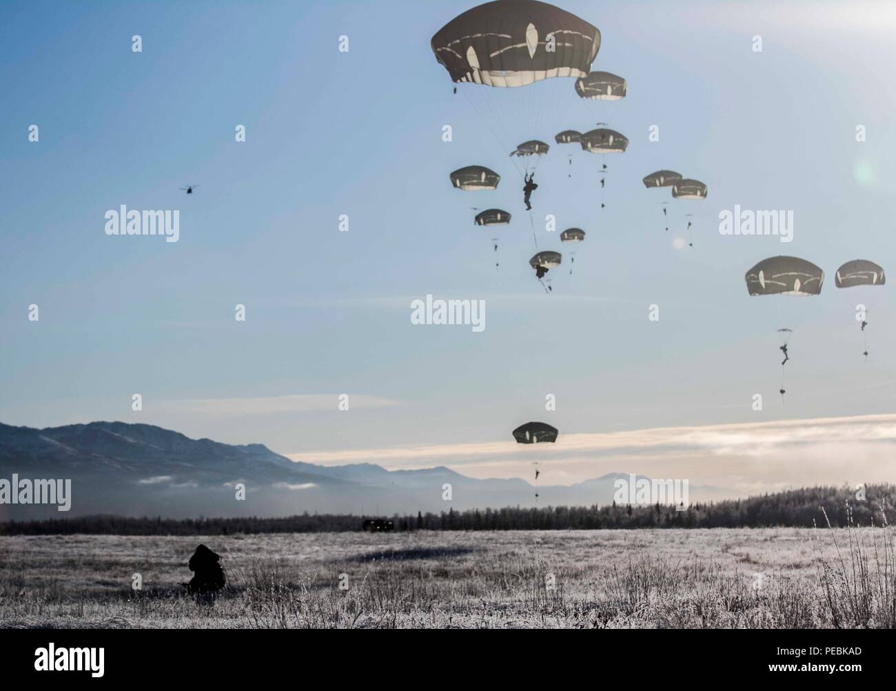 Paratroopers from 4th Infantry Brigade Combat Team (Airborne), 25th ...