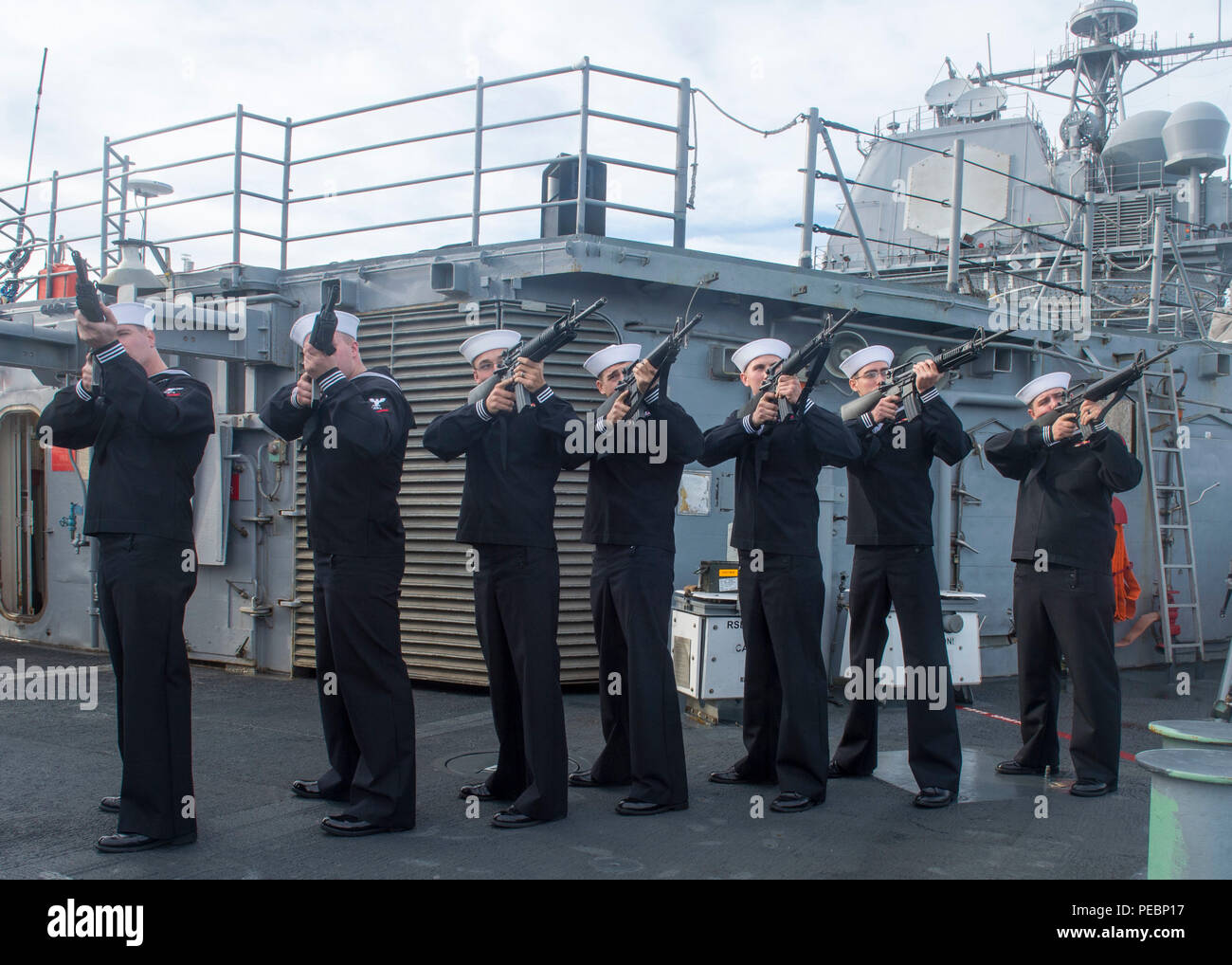 151206-N-GW139-166 PACIFIC OCEAN (Dec. 6, 2015) - Members of the ...