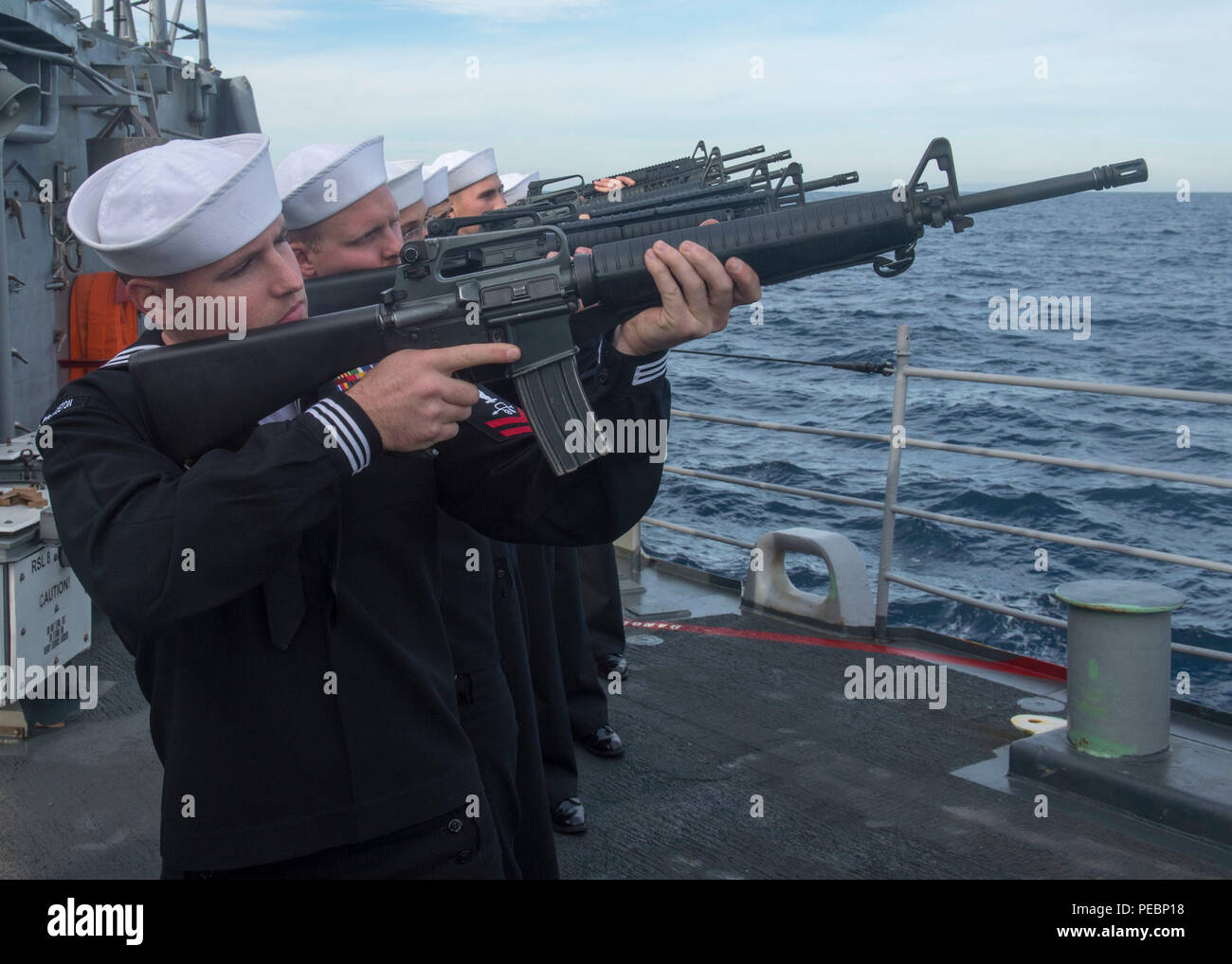 151206-N-GW139-172 PACIFIC OCEAN (Dec. 6, 2015) - Members of the ...